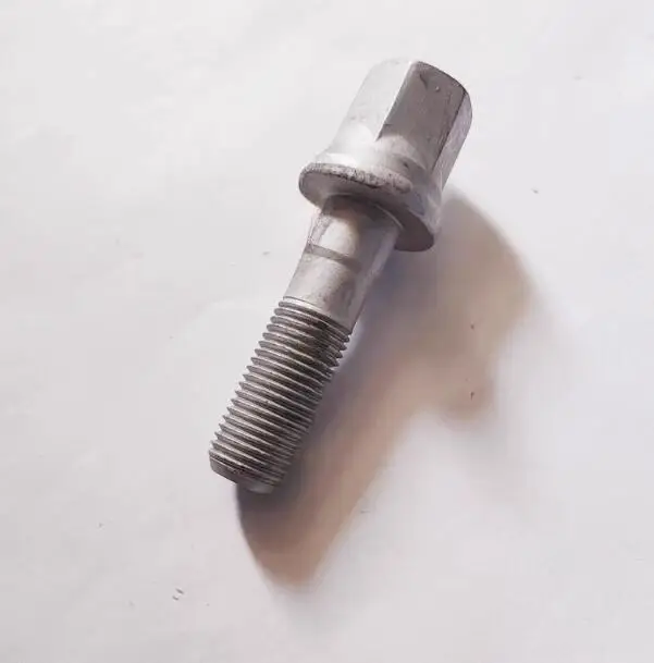 FOR LANCER 4G13 4G18 ENGINE ,CENTER BOLT,CRANKSHAFT PULLEY MR984523 ...