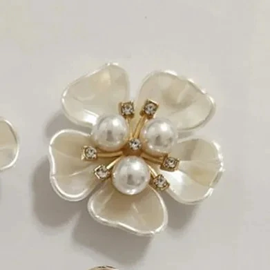 Store Home Products Feedback Brand story