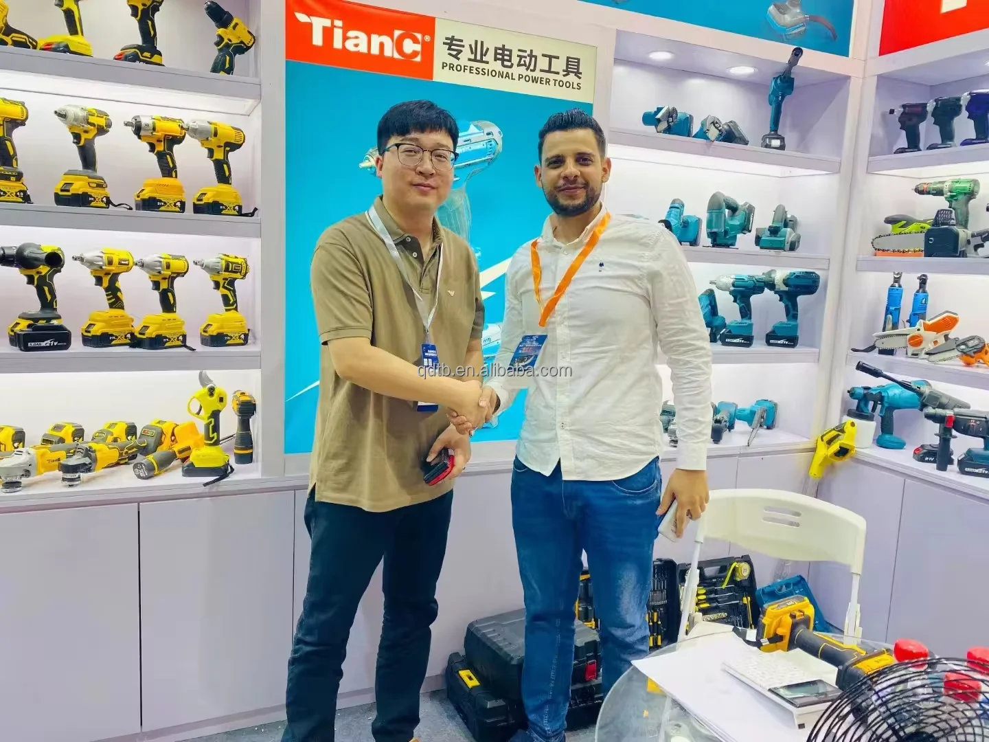 21 В промышленная и DIY класс бесщеточная аккумуляторная дрель ударная отвертка комбинированный ...