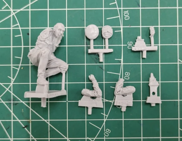 1/35 Scale Resin Figure Model Kit Wii Soviet Soldier Miniatures Statue ...
