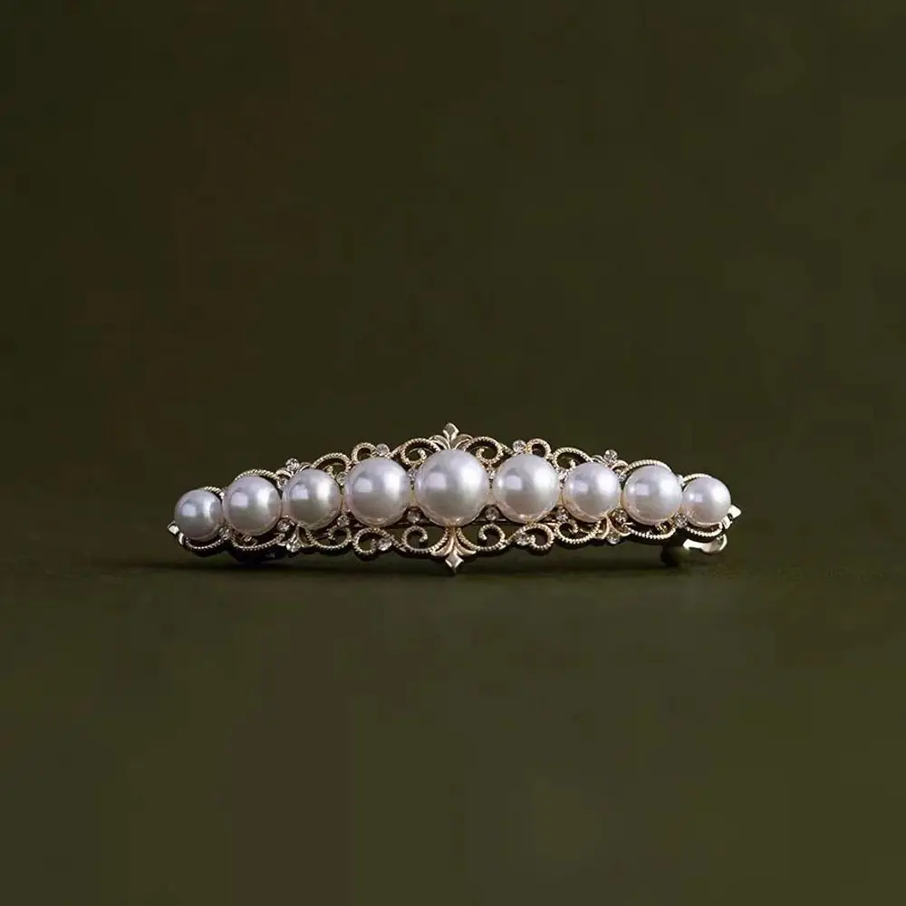 White Moonlight Elegant French Spring Clip Vintage Exquisite Half-Tied ...