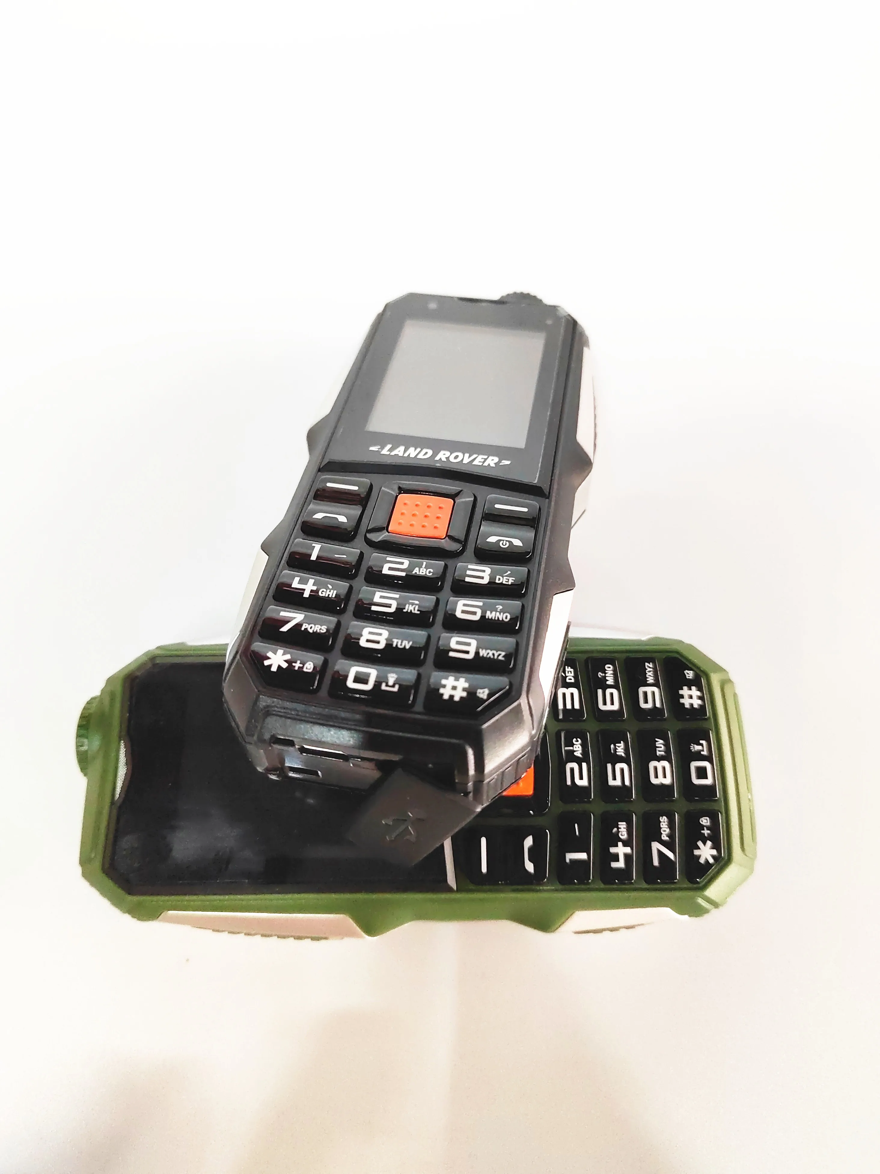 Mini Rugged Mobile Cell Phones Dual SIM Cards FM MP3 MP4 Russian ...