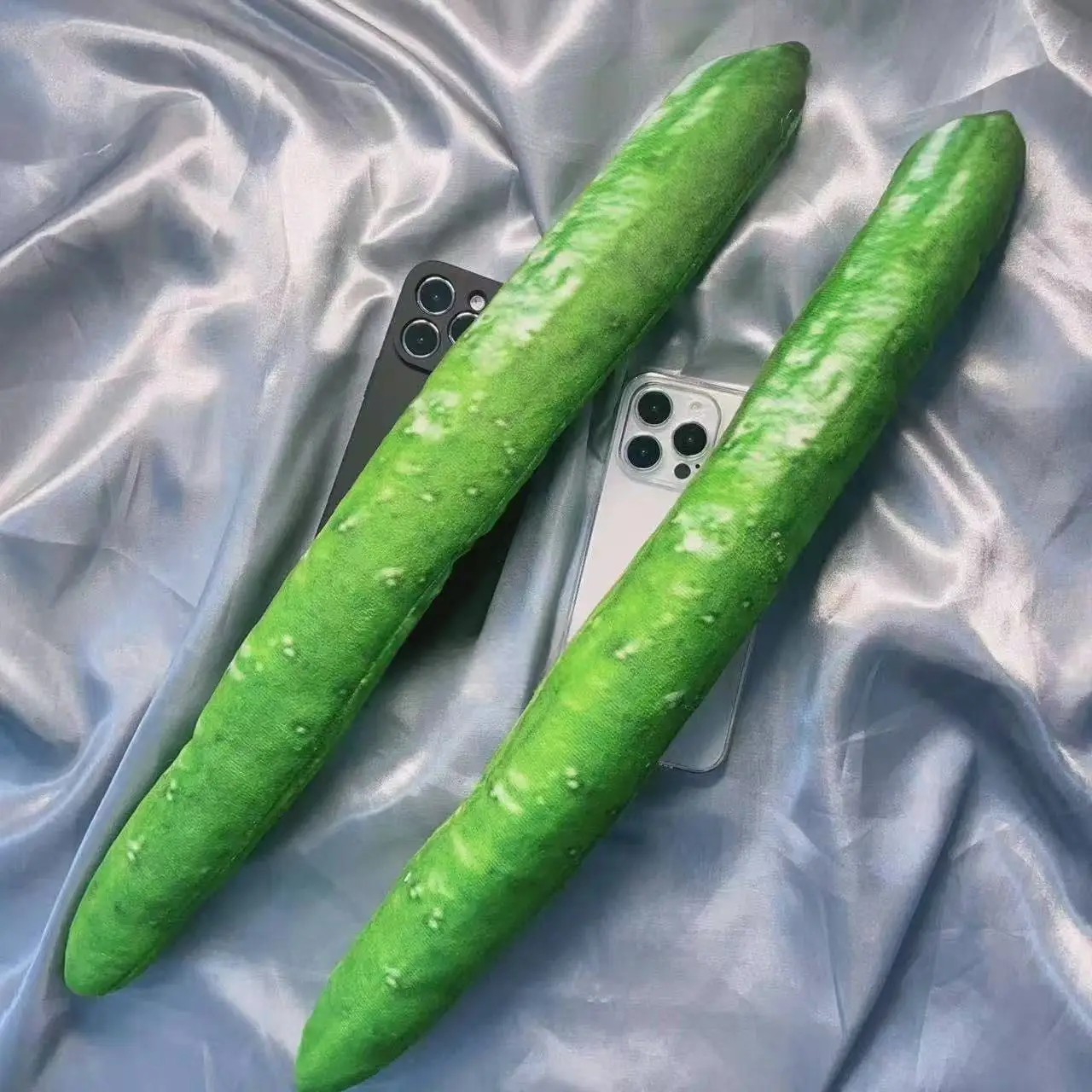 TikTok's same funny simulation cucumber phone case is suitable for ...