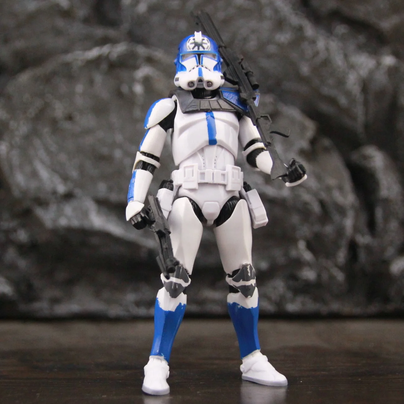 Star-Wars-501st-Legion-Trooper-Jesse-Commander-6-Action-Figure-Phase-2-Rex-Team-Member-Clone.jpg