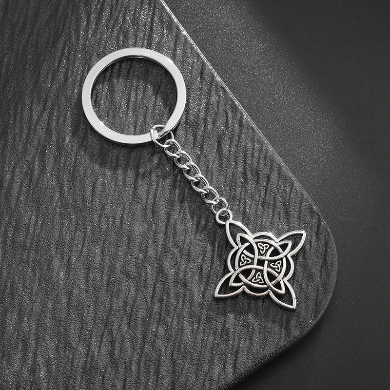 Fashionable-Retro-Witch-Knot-Keychain-Lucky-Amulet-Keychain-Men-and ...