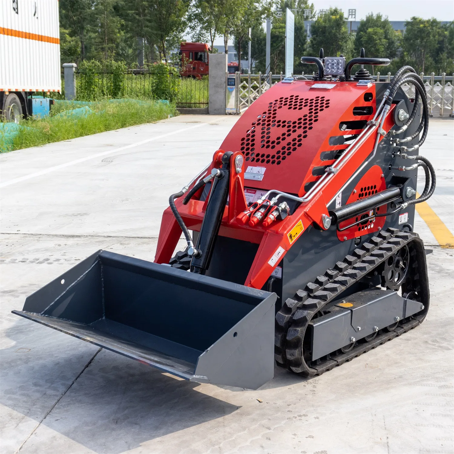 Mini-Small-Skid-steer-Rubber-Tracked-Crawler-Type-Skid-Steer-Loader ...