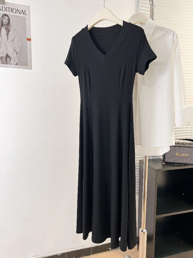 Zjaiss 2026 New Waist Cinched Mid Length Black Hepburn Style Frock ...