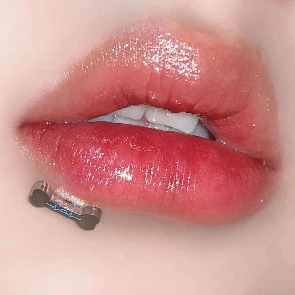 Canine Bites Lip Piercing