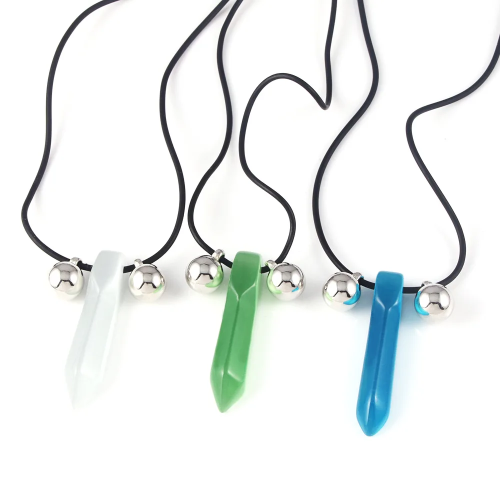 NEW-Naruto-Crystal-Necklace-Action-Figures-Cartoon-Anime-Kunai-Zumaki ...