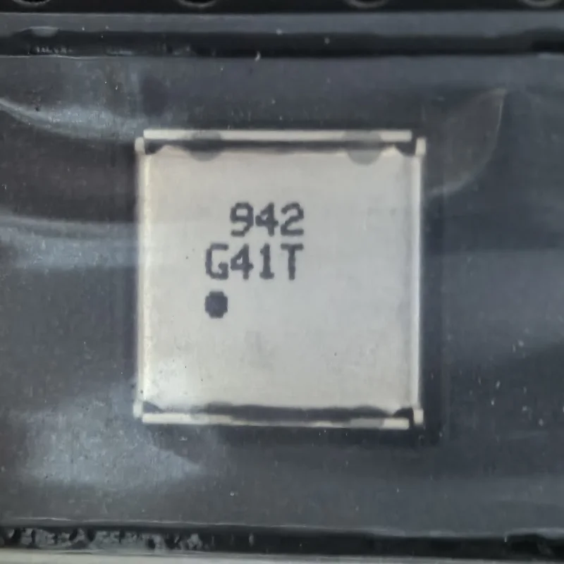 ESI-7SGL0942M02-T-RF-Isolators-7-7-925-960MHZ-GSM-942MHZ.png
