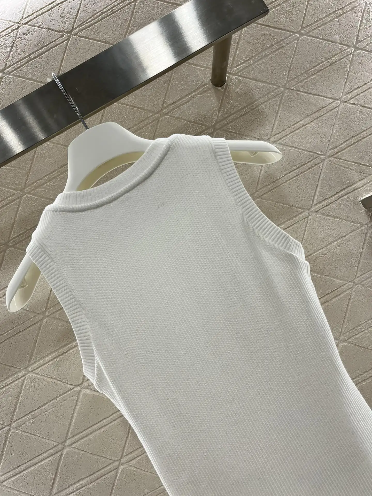 Very-Nice-Women-s-White-Black-Knitted-Short-Sleeve-O-Neck-Irregularity ...