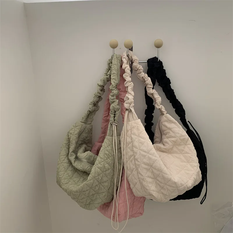 Bag-Female-Korean-Version-Large-Capacity-Dumpling-Bag-Bubble-Material ...