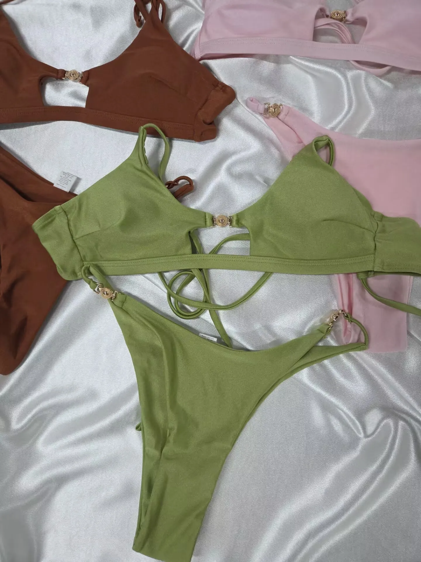 Different Ways to Tie a String Bikini: Style, Comfort & Confidence for ...
