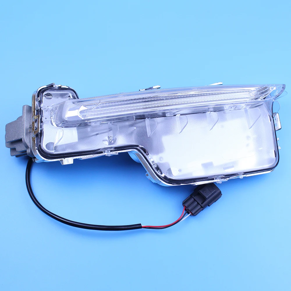 Left or Right LED Front Bumer Fog Light Lamp Clear 31434567 31434568 ...