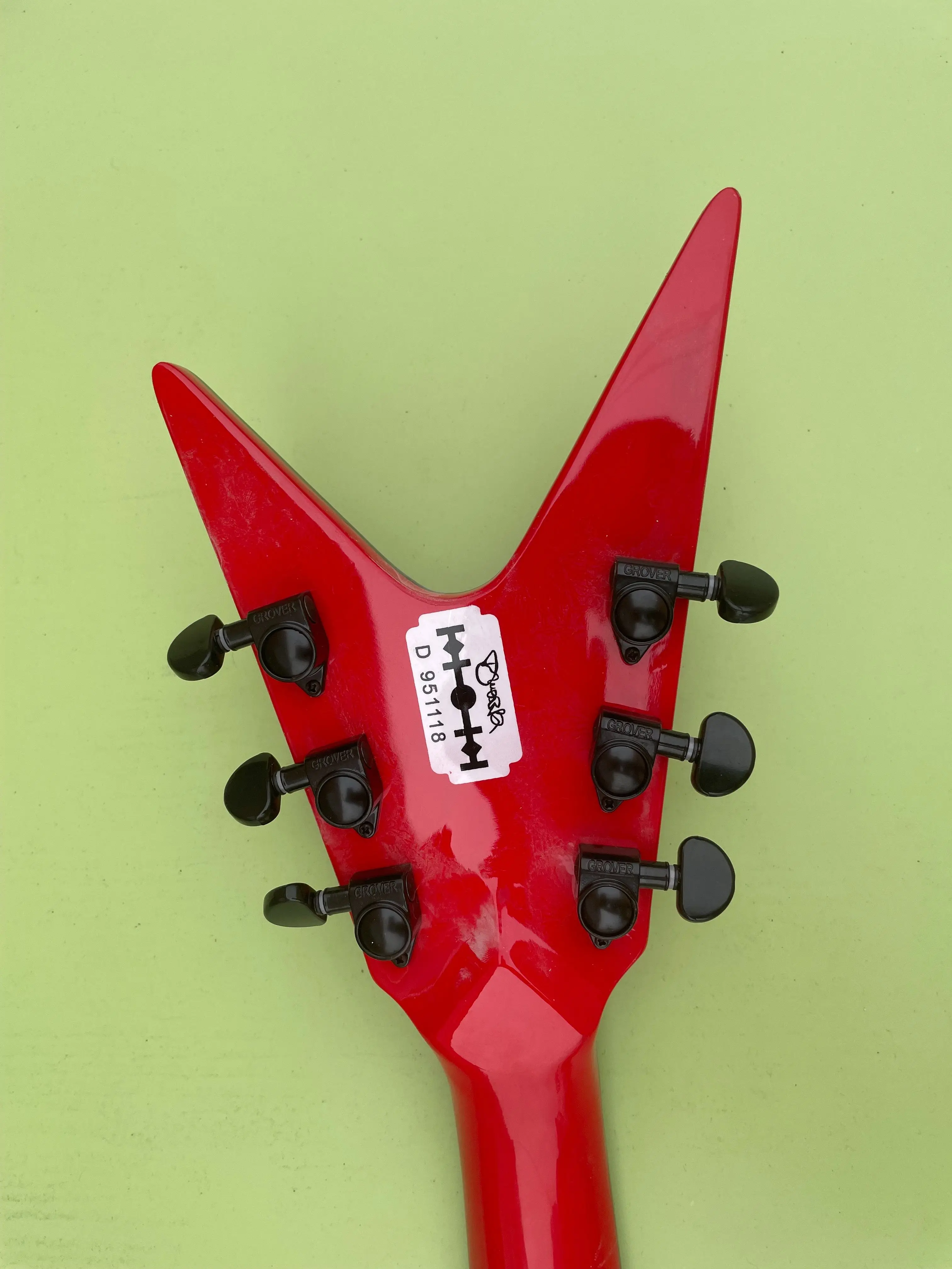 Dimebag Tribute Guitar