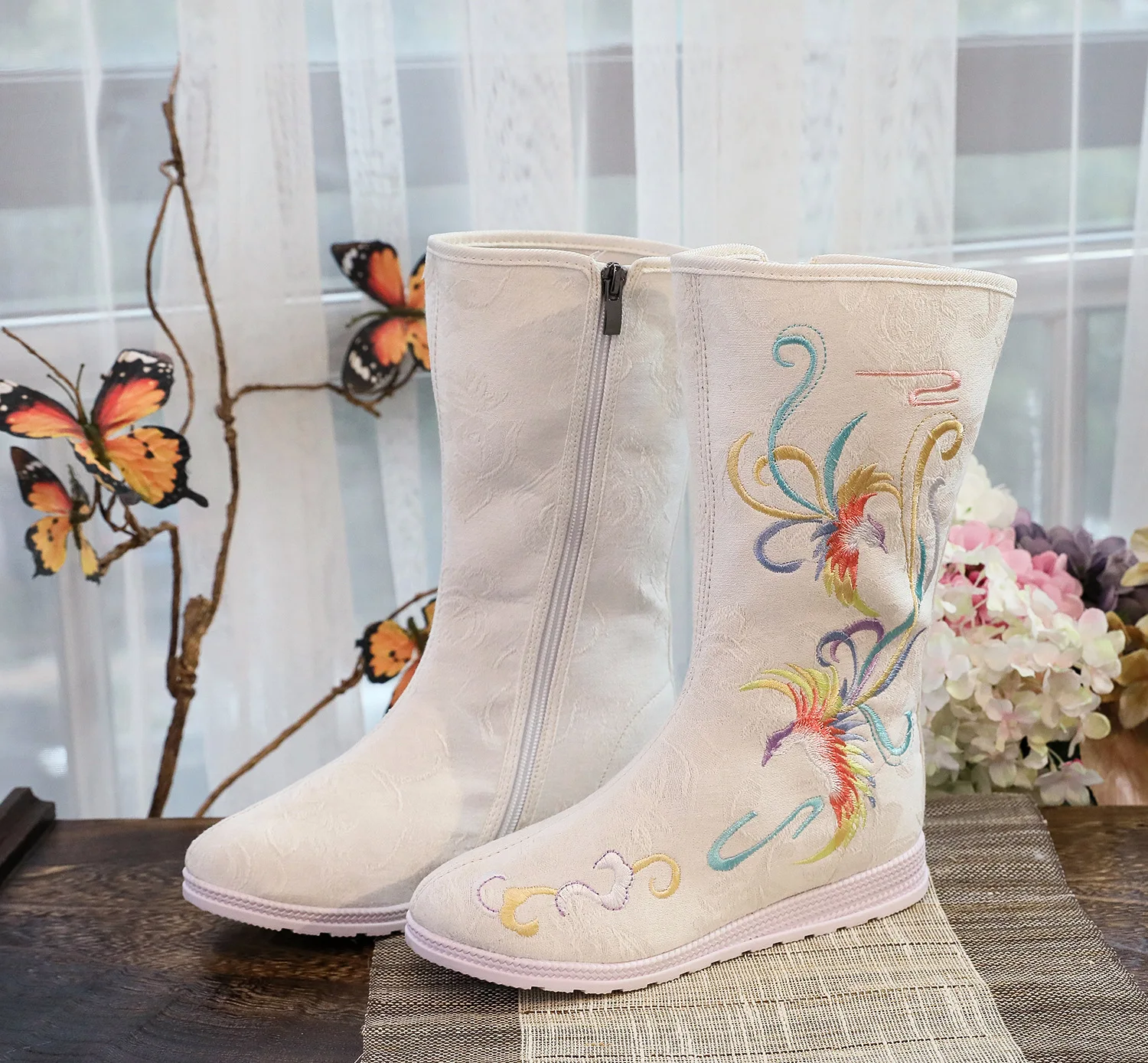 Fashion-new-ancient-costume-Hanfu-boots-embroidered-boots-ancient ...