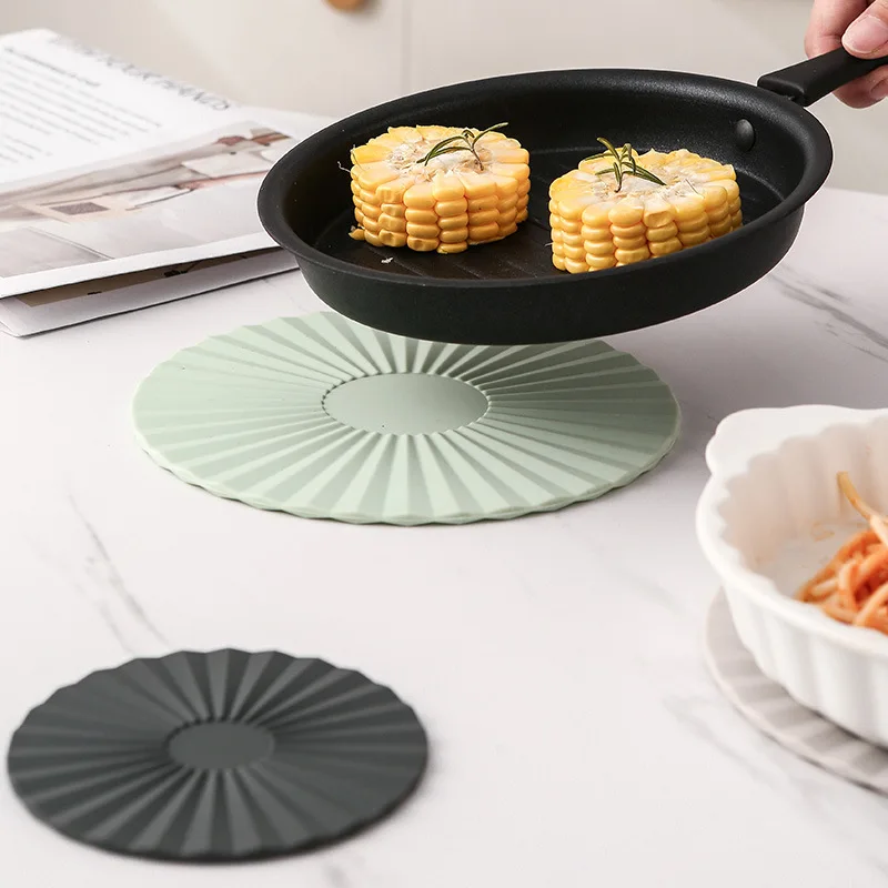 Round-Heat-Resistant-Pot-Pan-Silicone-Mat-Non-Slip-Cup-Coasters-Table ...