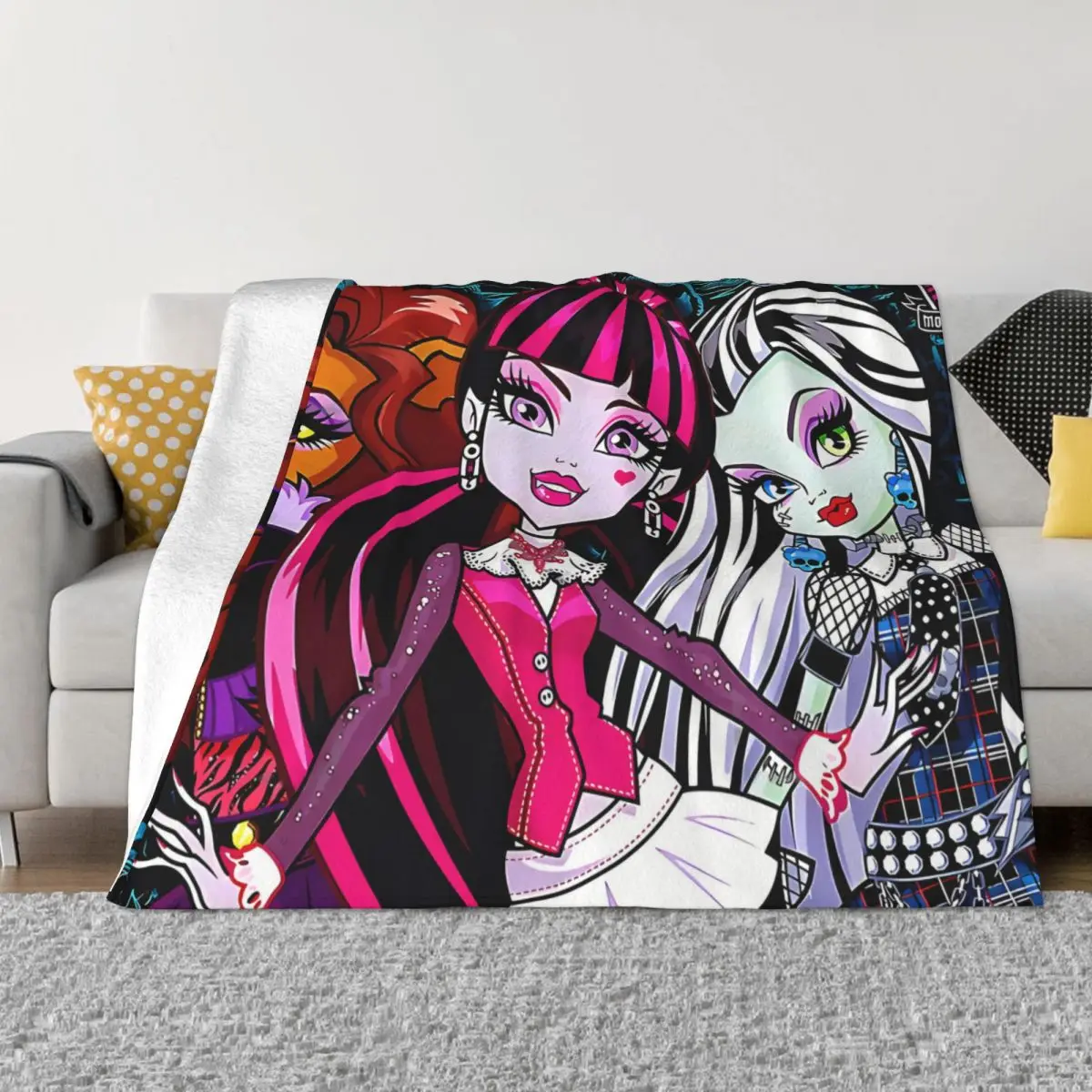Monster-High-Draculaura-Doll-Blankets-THREE-OF-US-Coral-Fleece-Plush ...