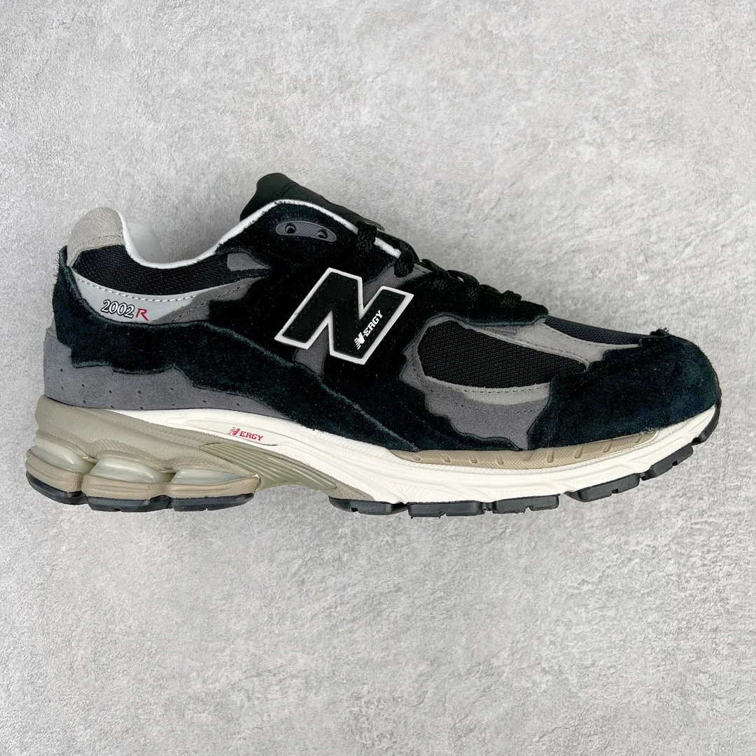 NewBalance-2002R-Suede-Unisex-NB2002R-Vintage.jpg