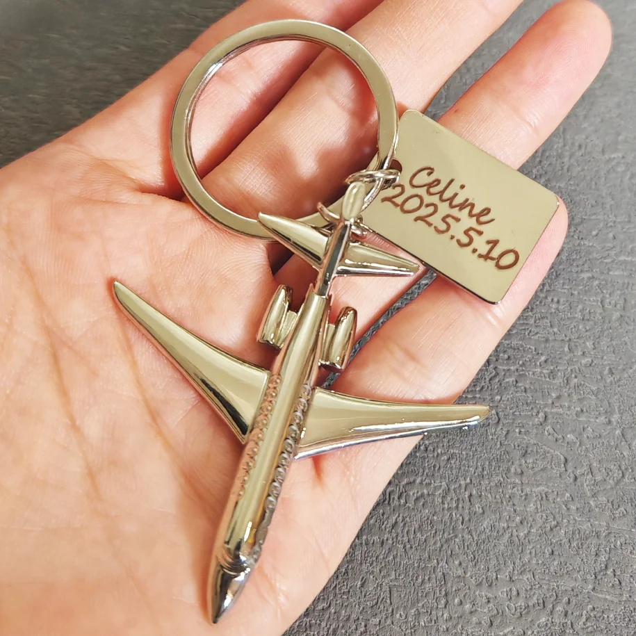 Customized keychains, cool airplane models, ideal gifts for men, letter ...