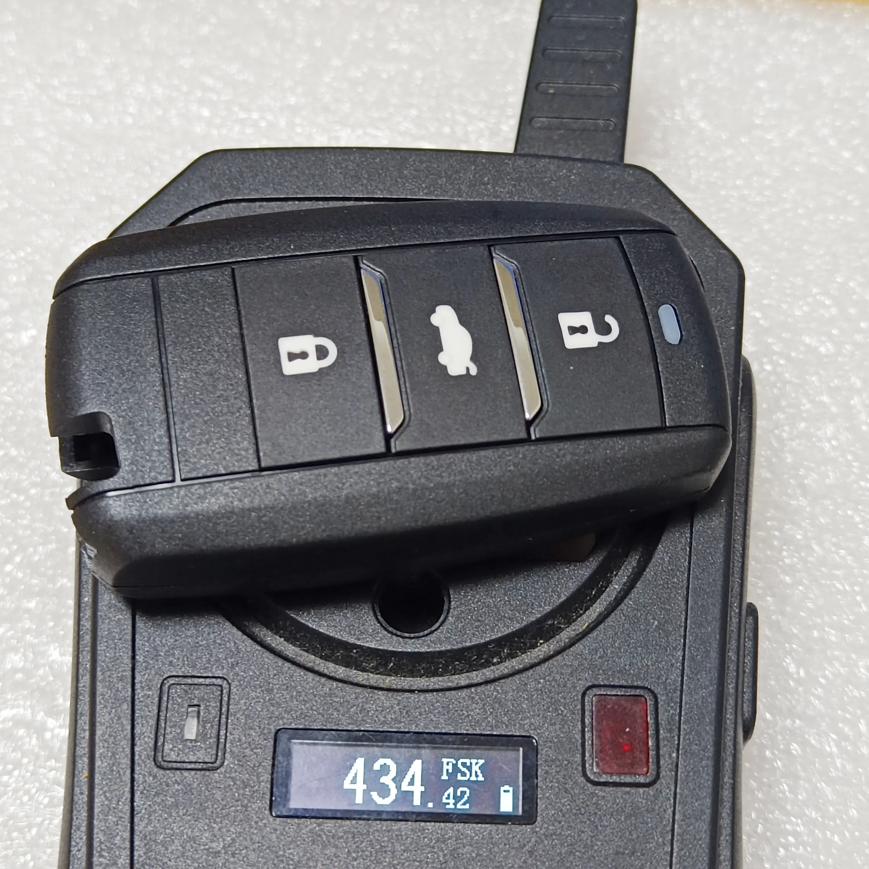 100% Genuine Smart Key For Changan CX70 2023 433Mhz 8A Chip 3608030 ...