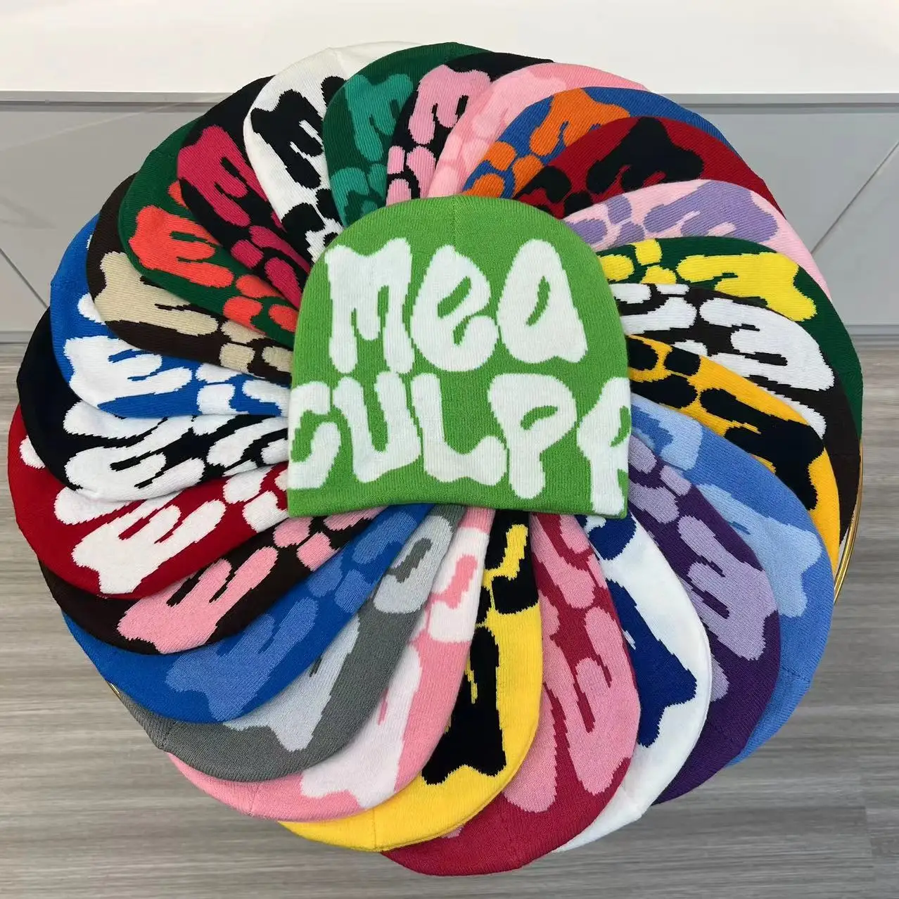 Bonnet Jacquard Personnalisé en Acrylique, Streetwear Triblockchain ...