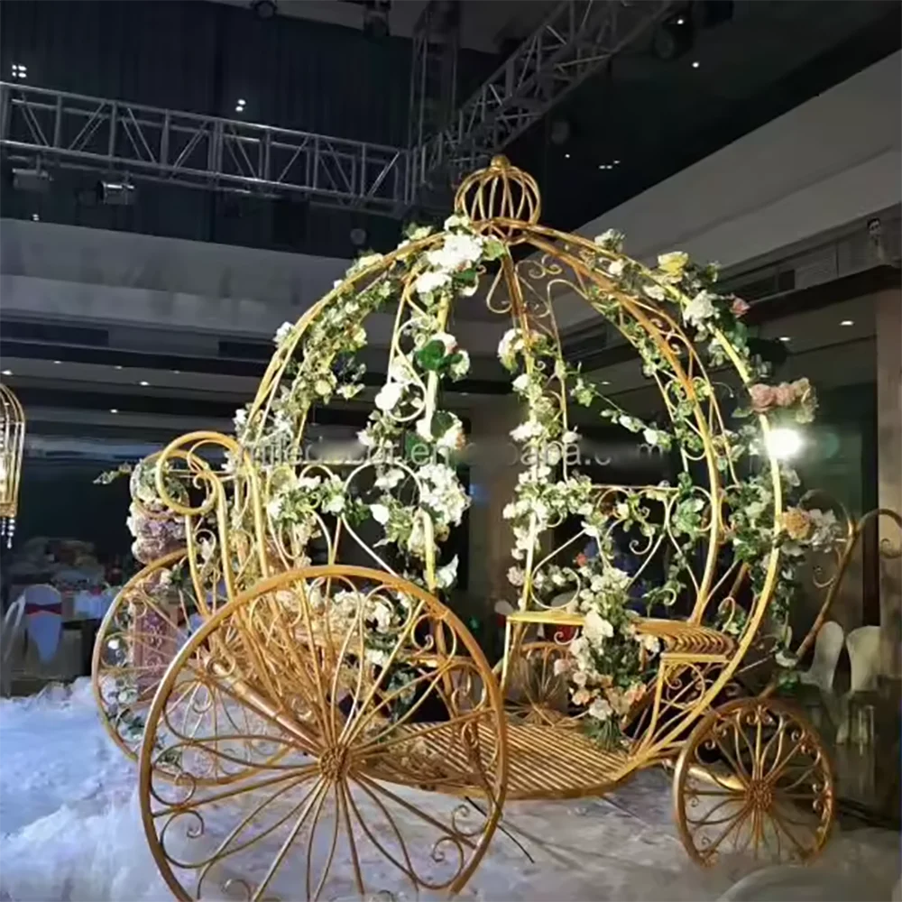 Mini Cinderella Carriage: The Perfect Whimsical Decor for Weddings ...