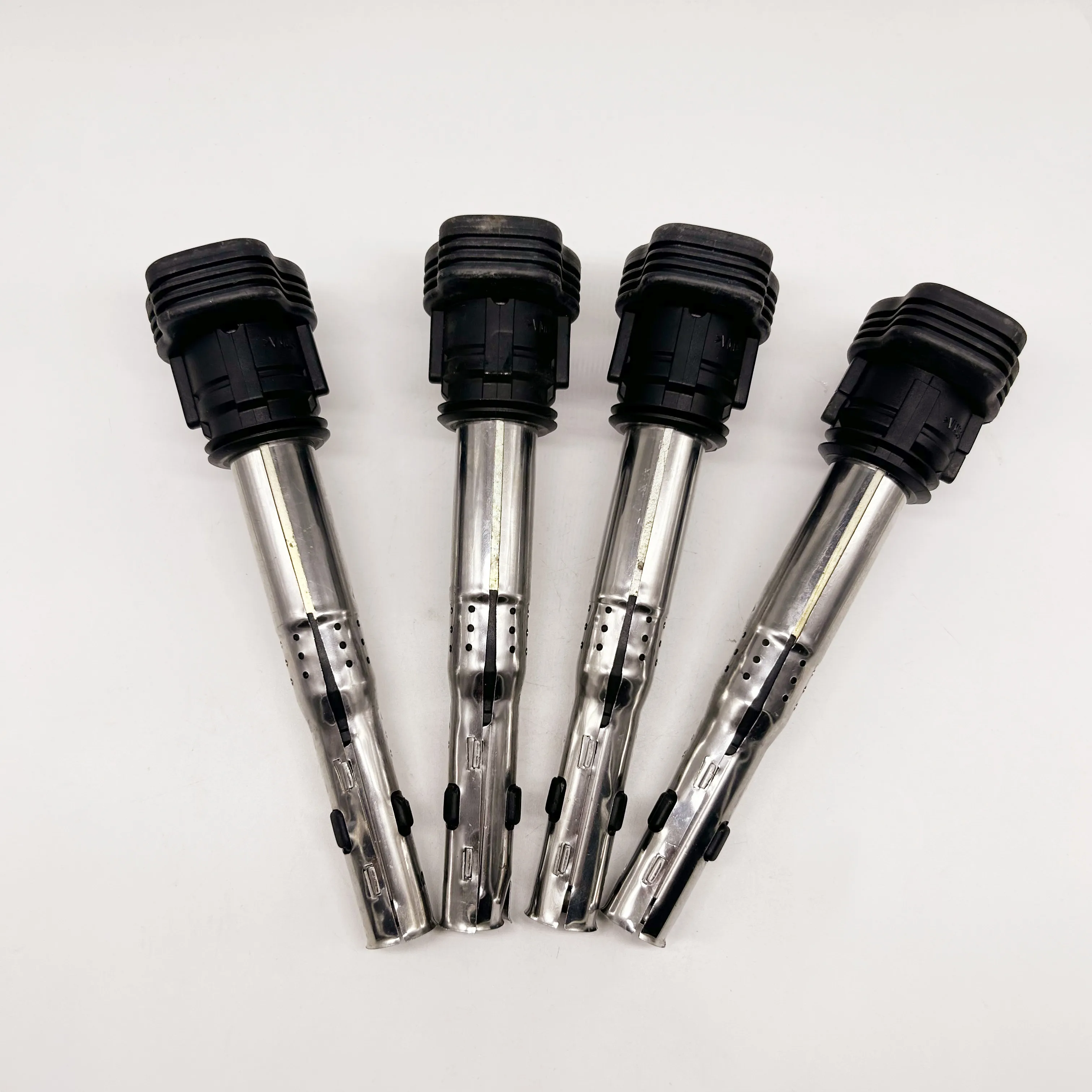 4Pcs/lots Ignition Coils 07K905715 UF575 for Audi TT A3 A4 Q5 VW Golf ...