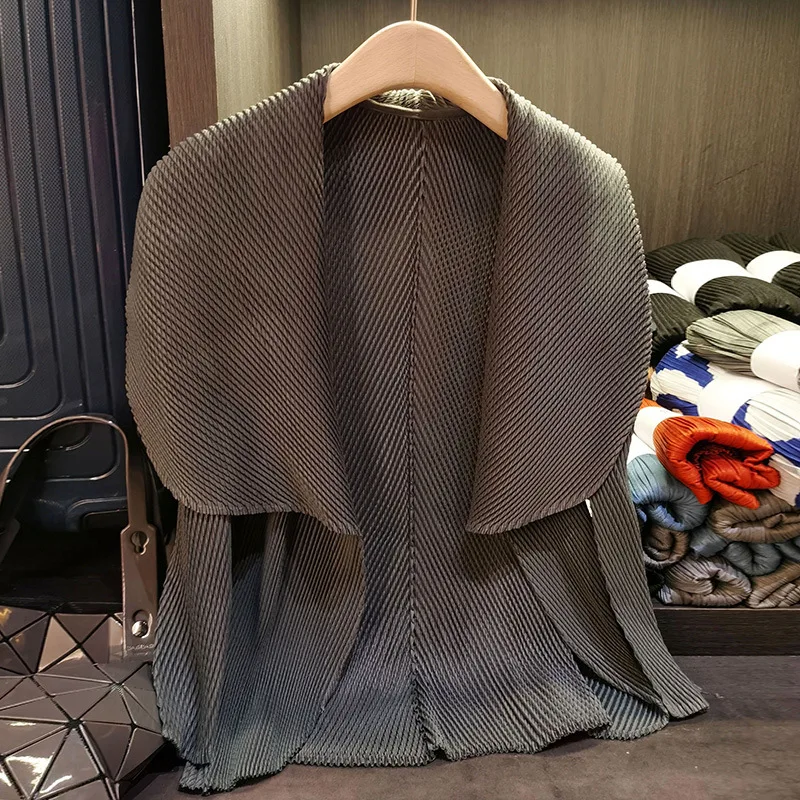 Miyake-Versatile-Dragon-Scale-Pleated-Short-Jacket-Temperament ...