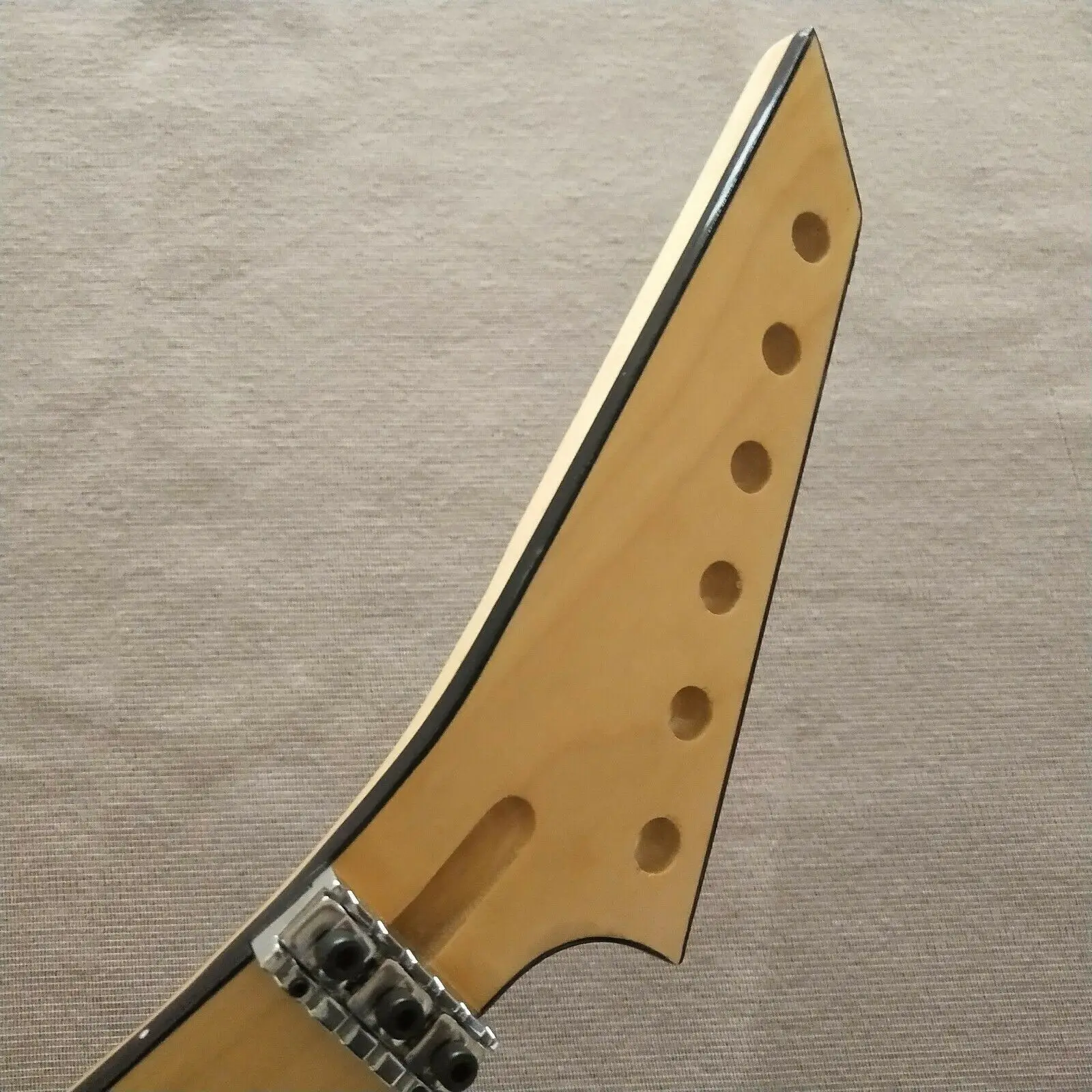 New-24Fret-25-5inch-Reverse-head-Maple-Jackson-style-Guitar-Neck-Maple ...