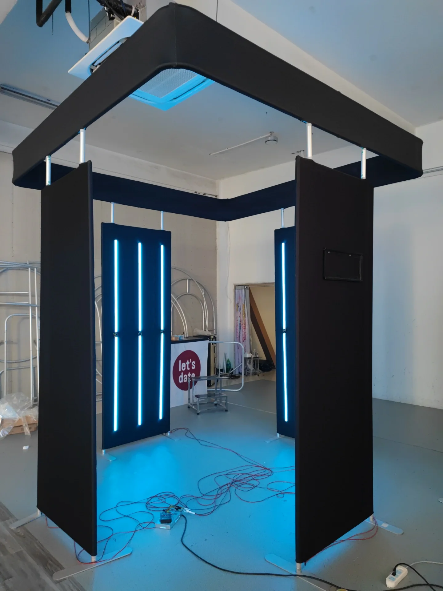 Square Backdrop Tent For 360 Photo Booth Studio Luxury LED Enclosure ...