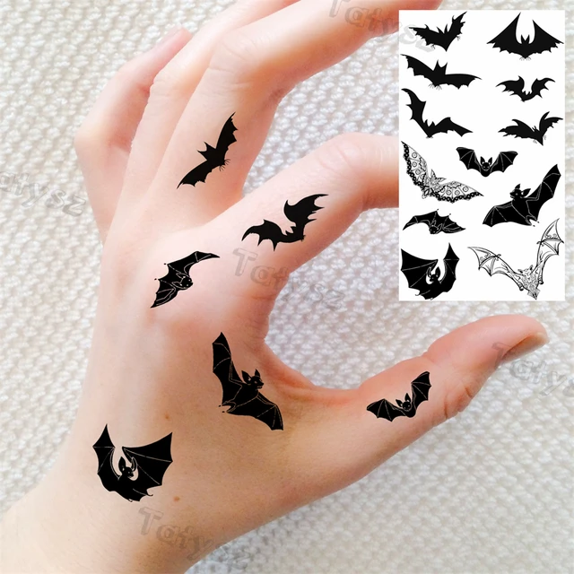 Simple Bat Tattoo Designs