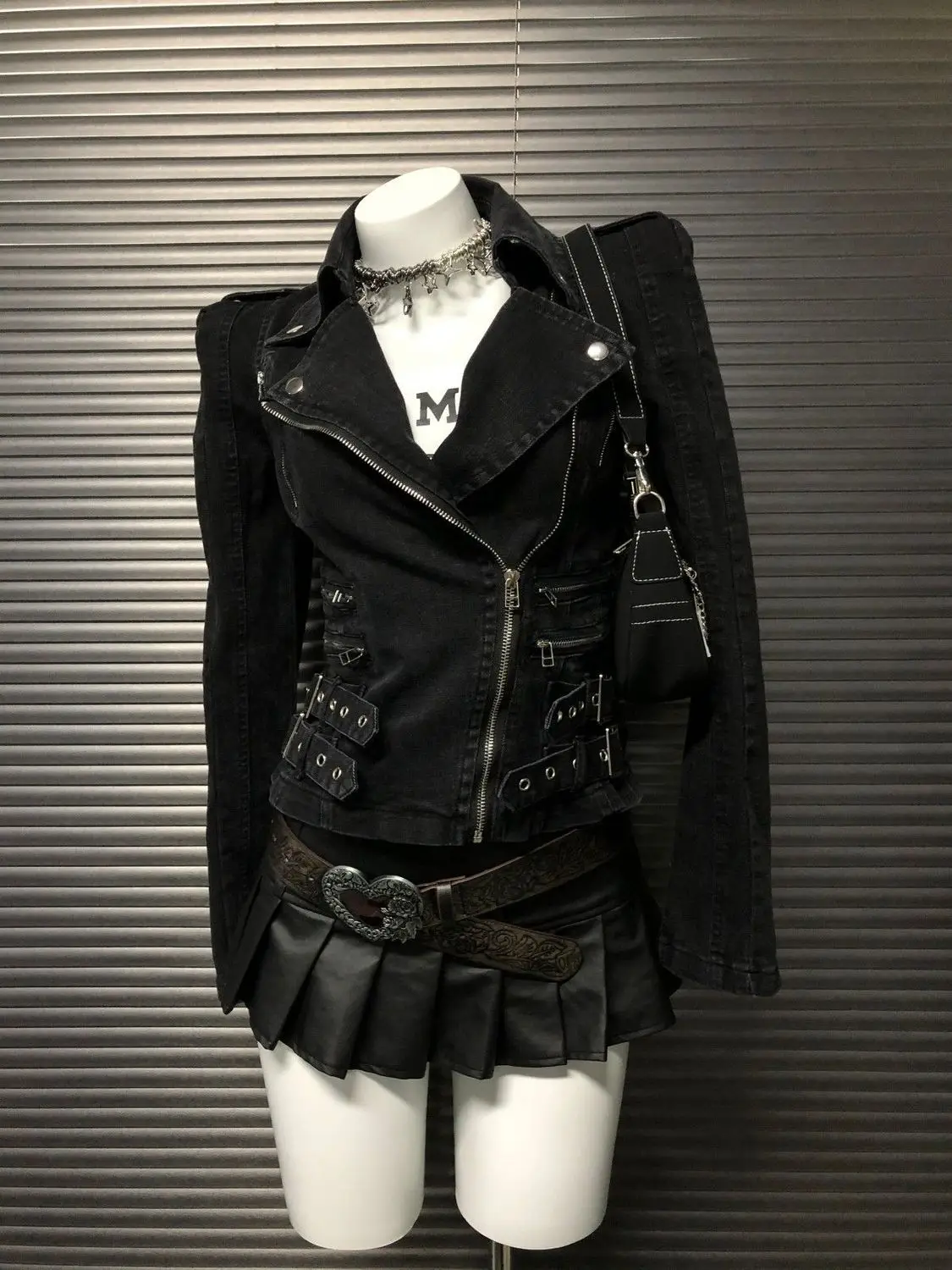Chaqueta vaquera negra, ropa de calle subcultural americana, Punk ...