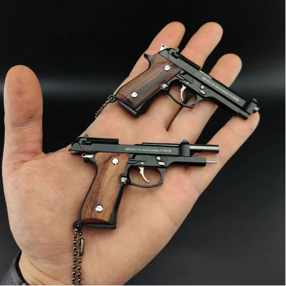 1-3-Scale-Alloy-Berreta-92F-Pistol-Mini-Berreta-Gun-Keychain-Berreta ...