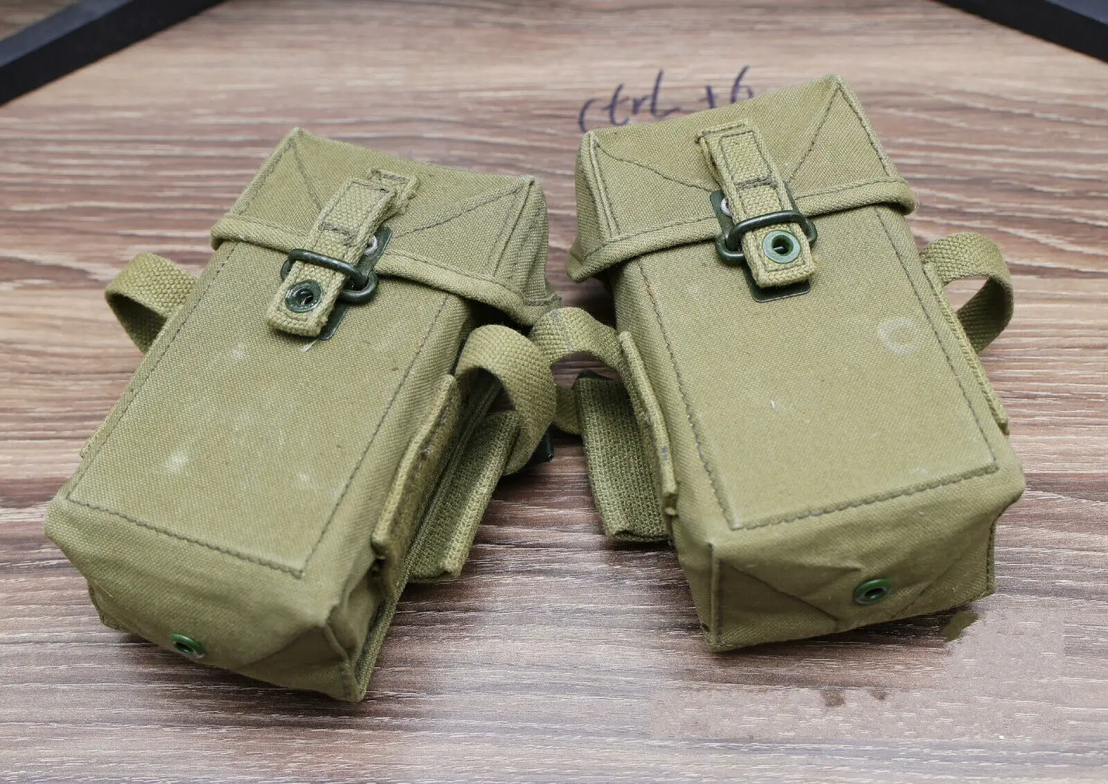 2PCS-GENUINE-ORIGINAL-WAREHOUSE-SURPLUS-VIETNAM-WAR-EAR-US-ARMY-AMMO ...