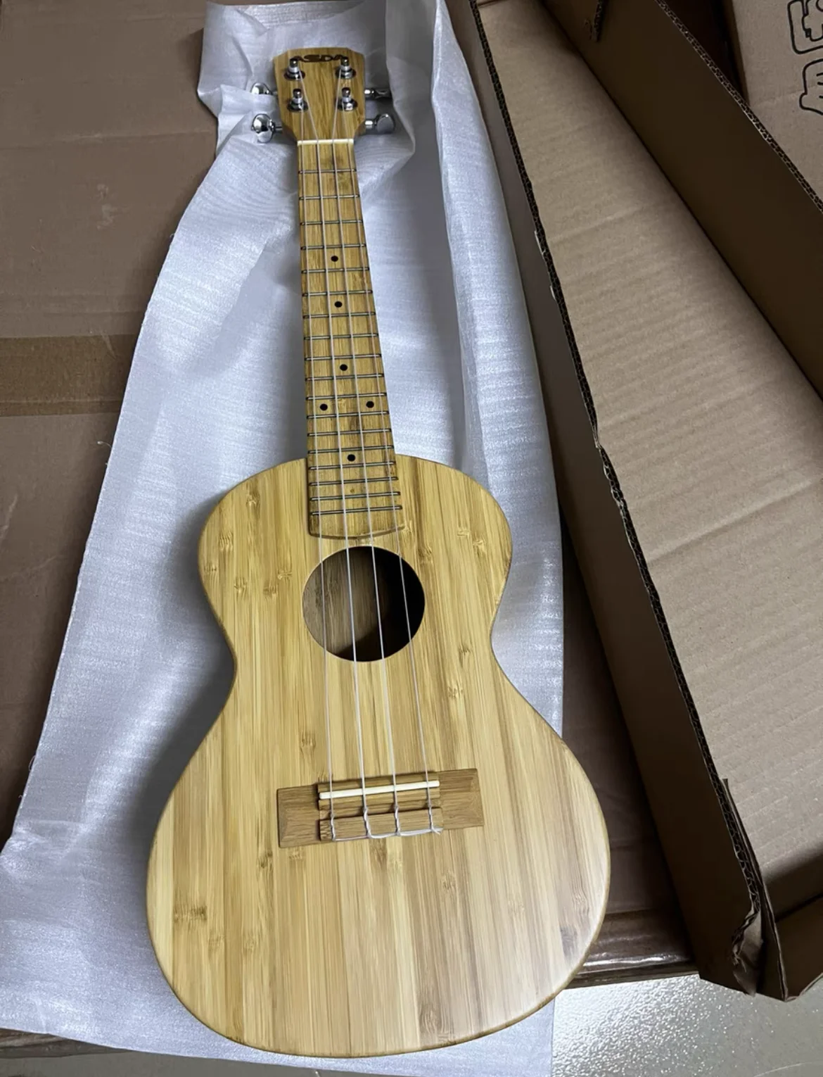 Super Beauty High Quality Hawaiian Style Acoustic Guitar Ukulele ...