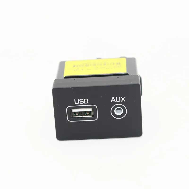 96120C1500-For-Hyundai-Sonata-CRETA-IX25-USB-AUX-Jack-Assembly.jpg