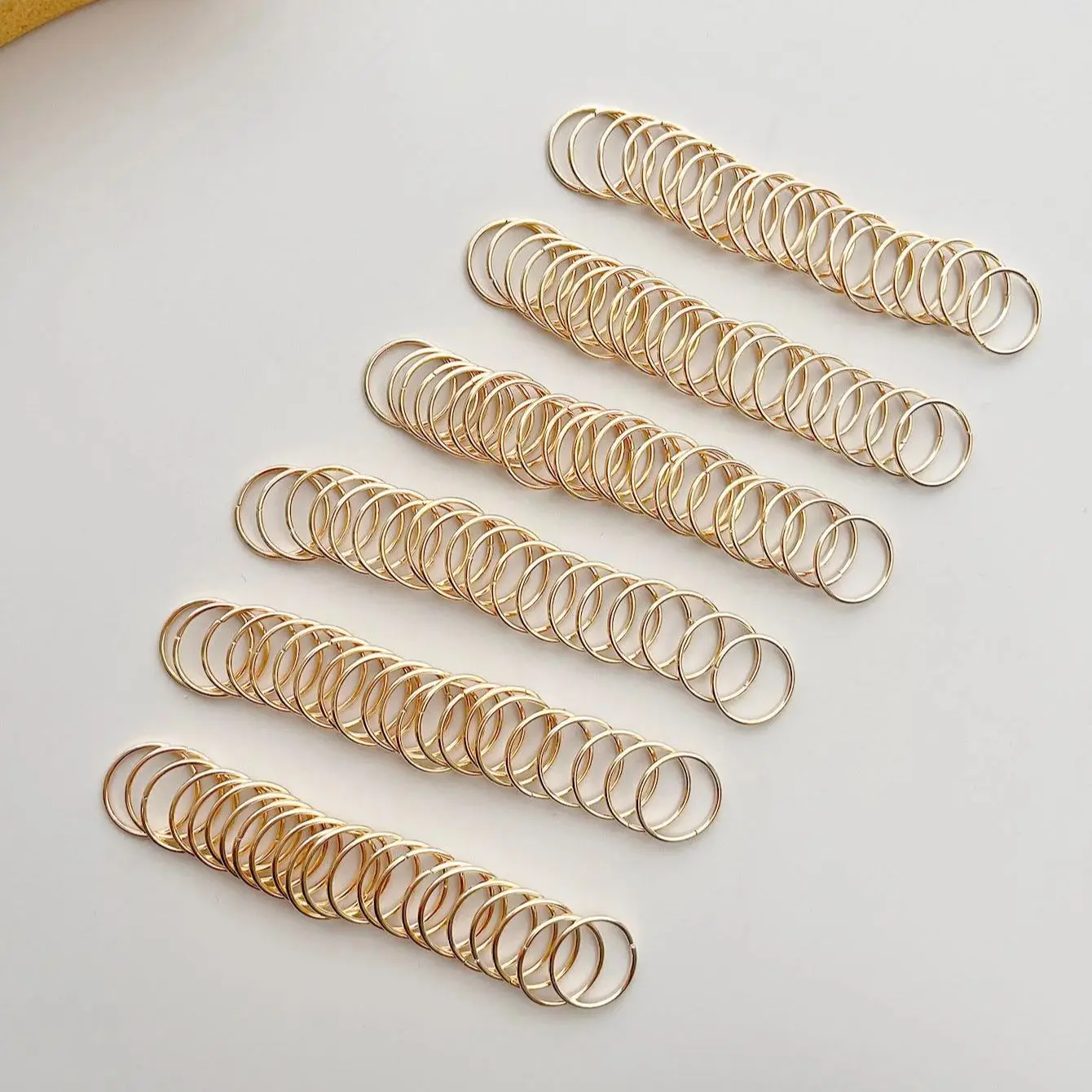 50pcs-Metal-Open-Jump-Hair-Ring-Dreadlocks-Beads-Hair-Braid-Rings-Clips ...