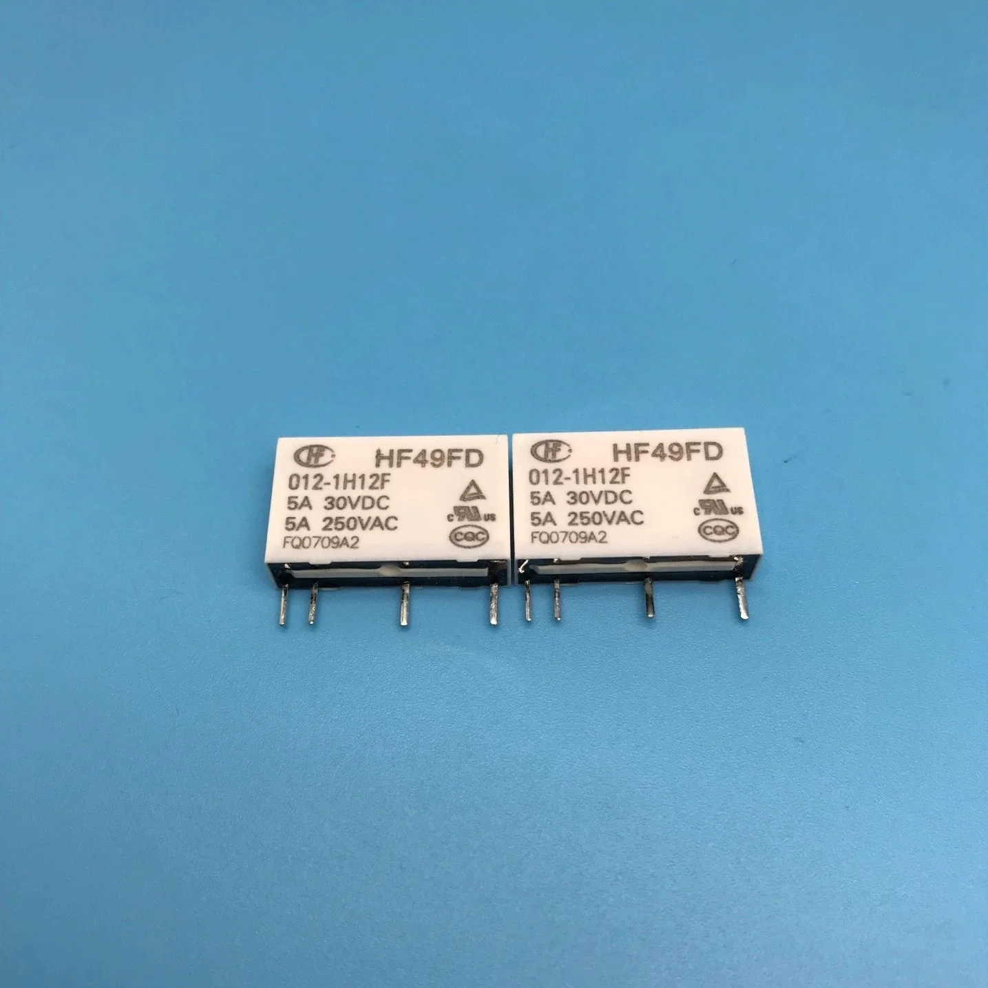 HF49FD-012-1H12F-12VDC-set-of-normally-open-4-pin-5A250VAC-Hongfa-relay ...