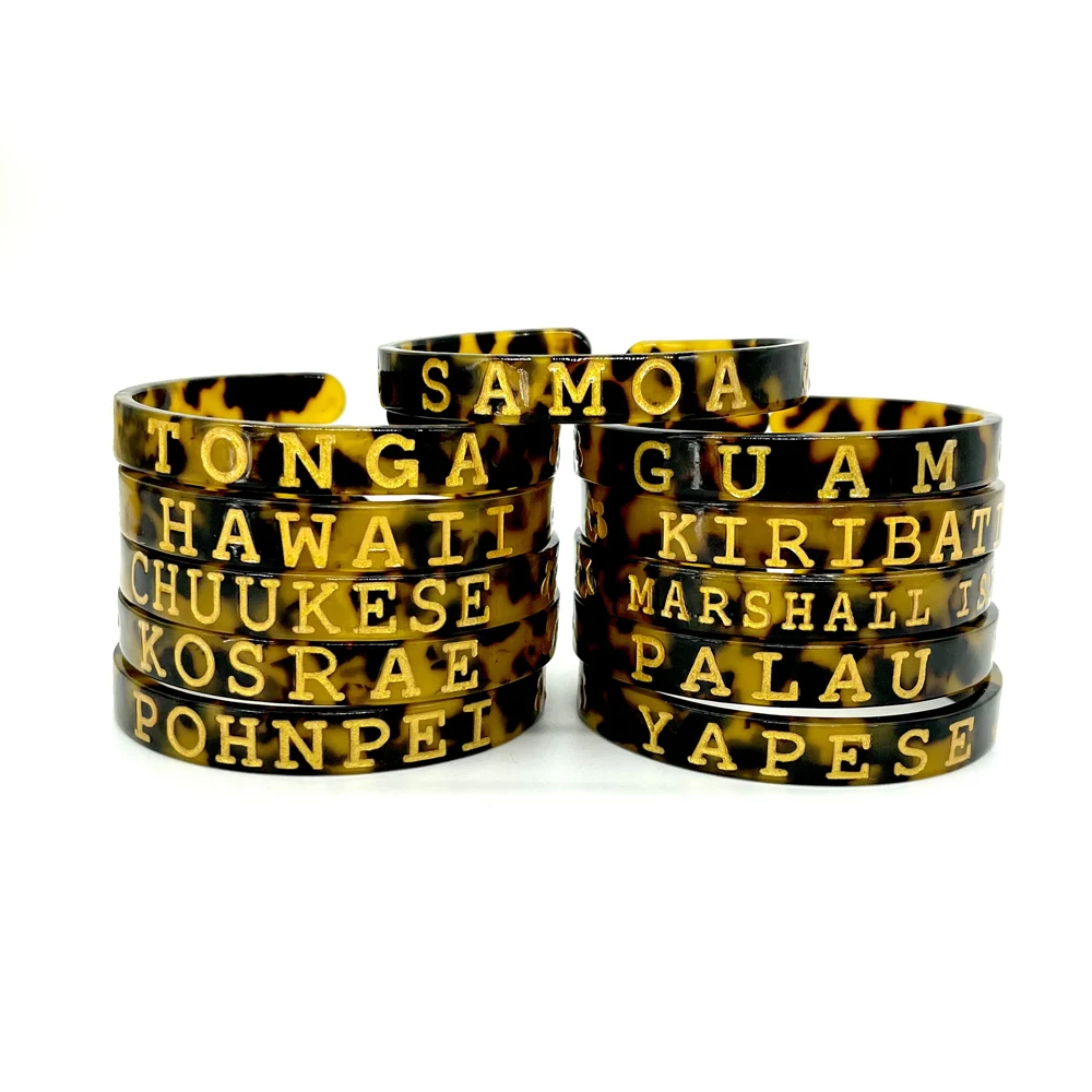 Small Width Tortoise Shell Bracelets Bangles With Gold Flowers And ...