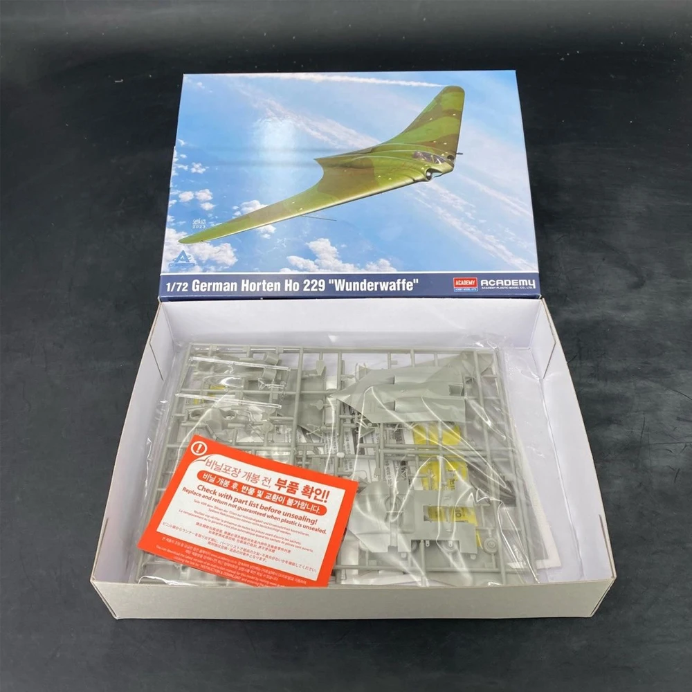 Academy 12583 1:72 Scale Ho229 Ho-229 Horten Wunderwaffe Bomber Fighter ...