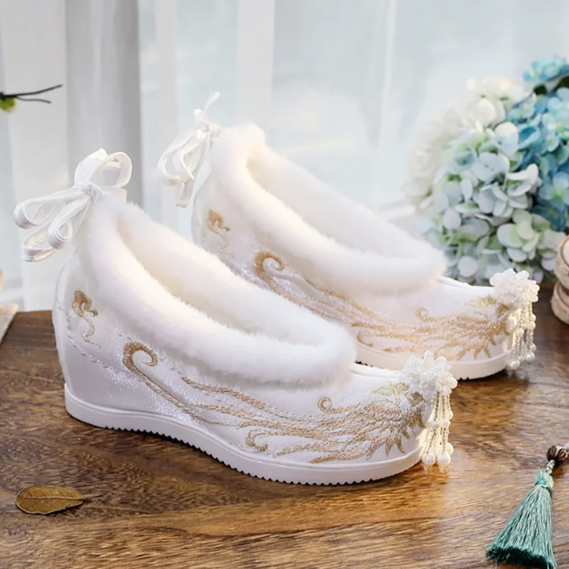 Winter Hanfu Embroidered Shoes Women Chinese Beijing Cloth Shoes White ...