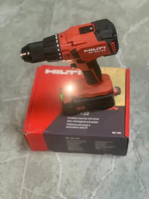 Furadeira De Martelo Hilti