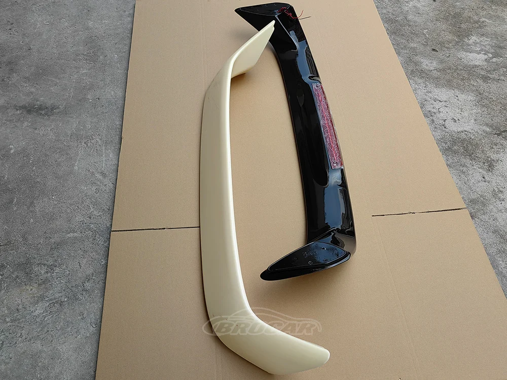 2001 Honda Civic 2dr Coupe LX Right Passenger Rear Bumper Retainer