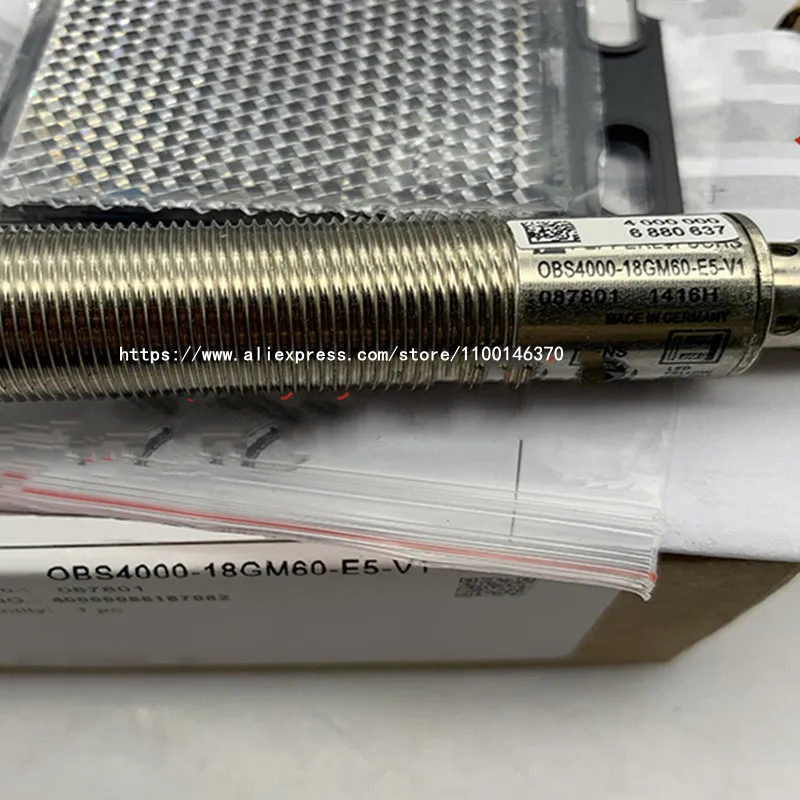 2Pcs-New-High-Quality-Pepperl-Fuchs-photoelectric-switch-OBS4000-18GM60-E5-V1-OBS4000-18GM60-E4 ...