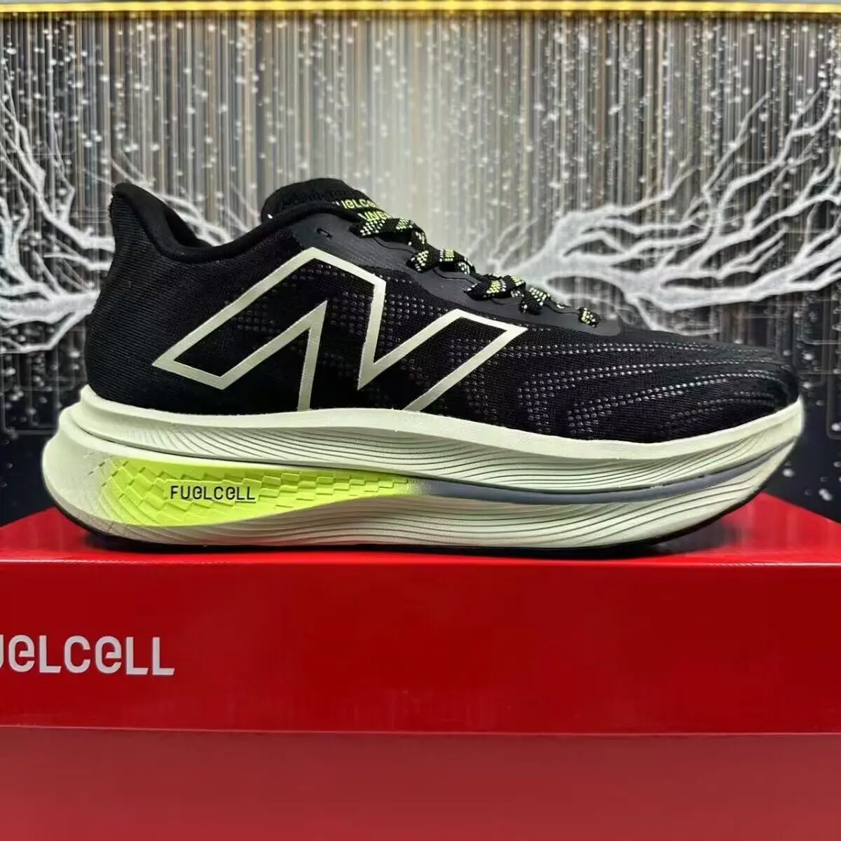 NewBalance-Men-Women-s-NBfuelcell-Trainer-V2-Outdoor-Slip-Resistant ...