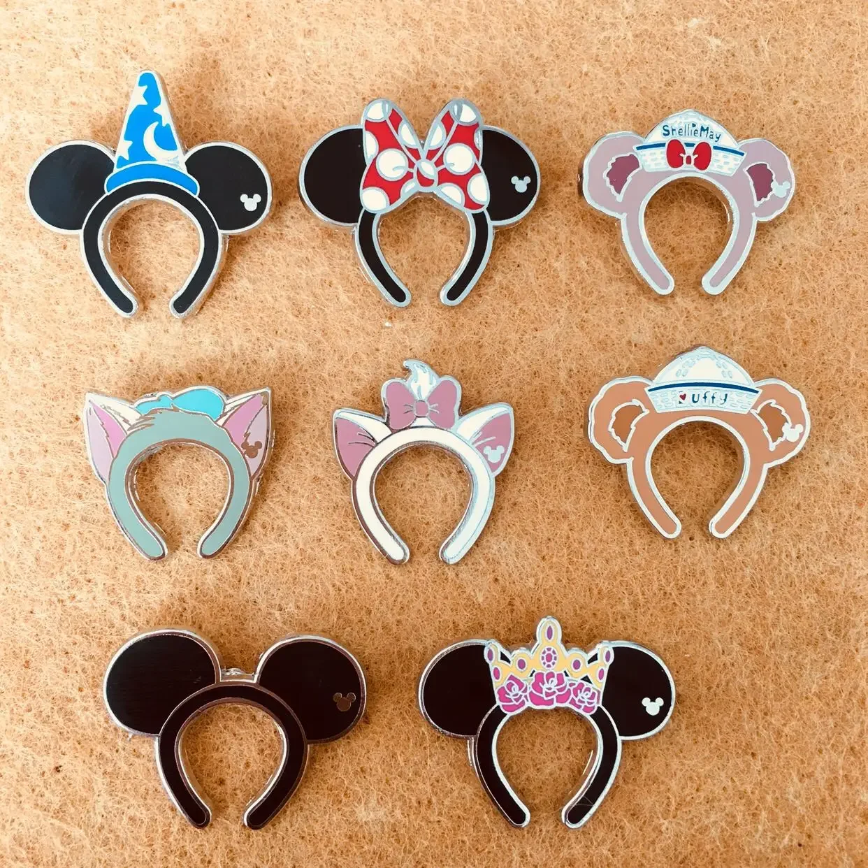 Disney-Cartoon-Badge-Mickey-Mouse-Duffy-Bear-Mary-Cat-Clothing ...