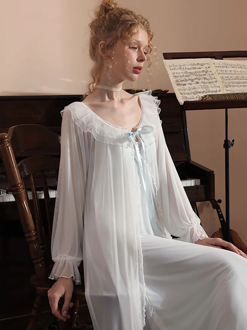 فستان نوم نسائي شبكي مبطن مشروط مكشكش بحمالات رفيعة وفتحة رقبة على شكل ...