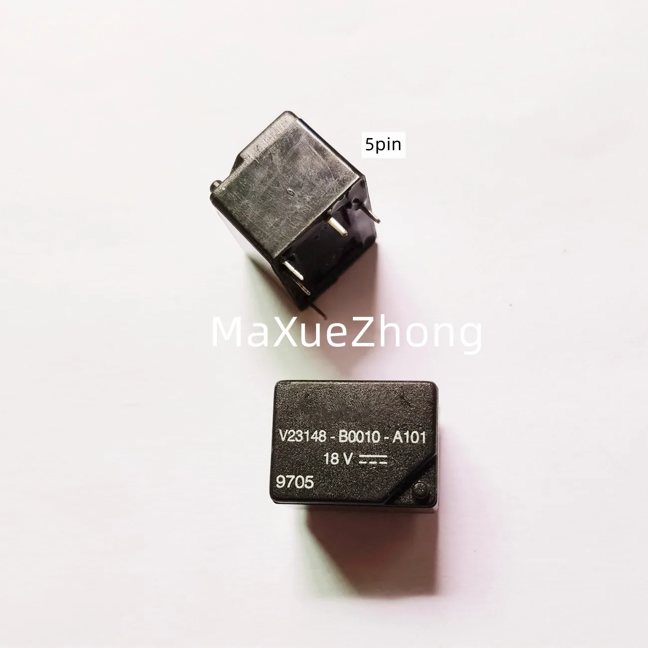 S-cak-nokta-V23148-B0010-A101-r-le-B0010-A101-18V-5pin.jpg