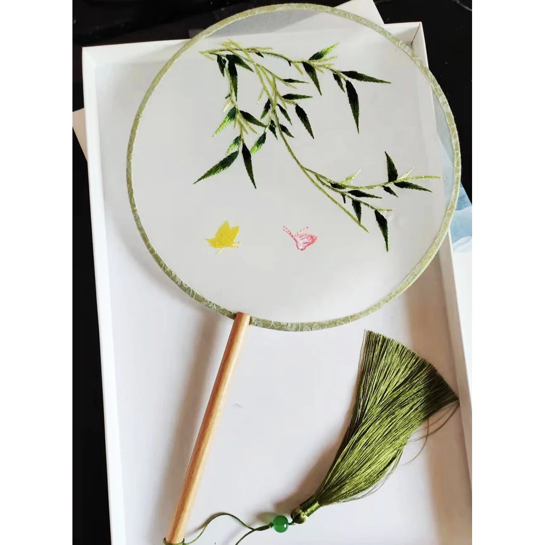 Chinese-Ancient-Style-Round-Fan-Silk-Embroidered-Cheongsam-Fan-Dance ...